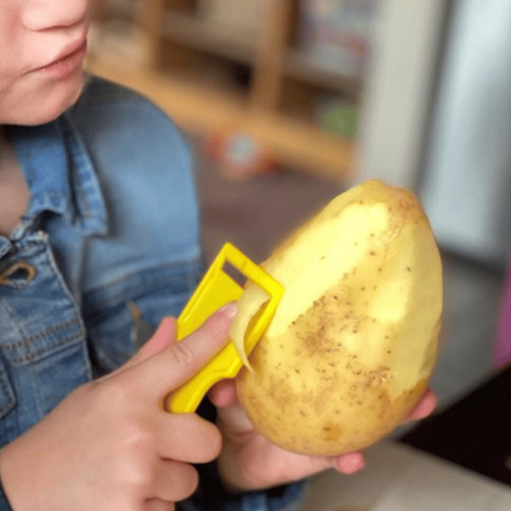 Original Kiddies Food Kutter & Safety Food Peeler